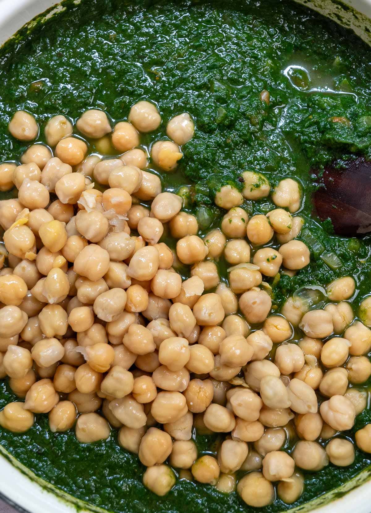 The Best Channa Saag(Pālak) Ever! - Delicious Curry | Dill and Thyme